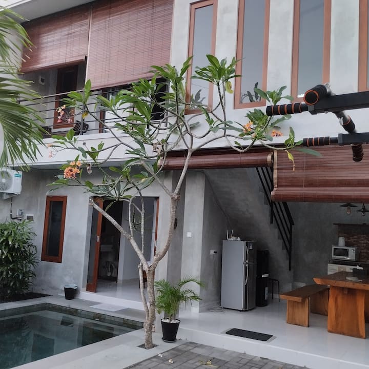 Jimbaran Beauteous Villa - Kuta Selatan