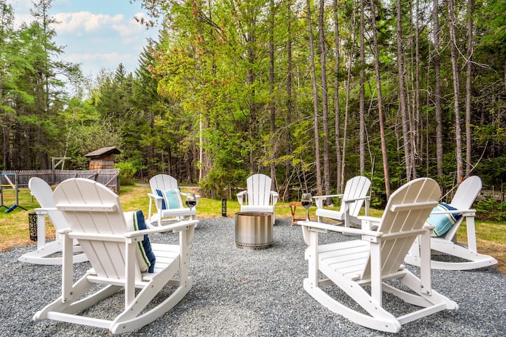 Southwest Harbor | Hot Tub | Fire Pit | A/c | W/d - Acadia National Park