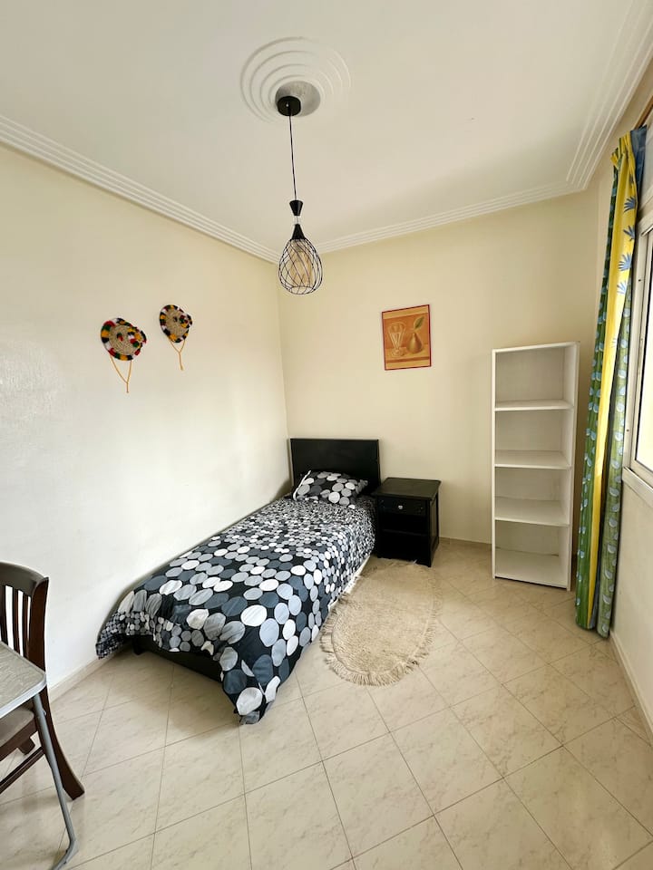Chambre Calme Dans Appartement-tanger - Tanger