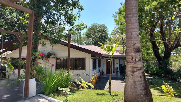Kalayaan Subic Bay Free Port House Villa - Subic