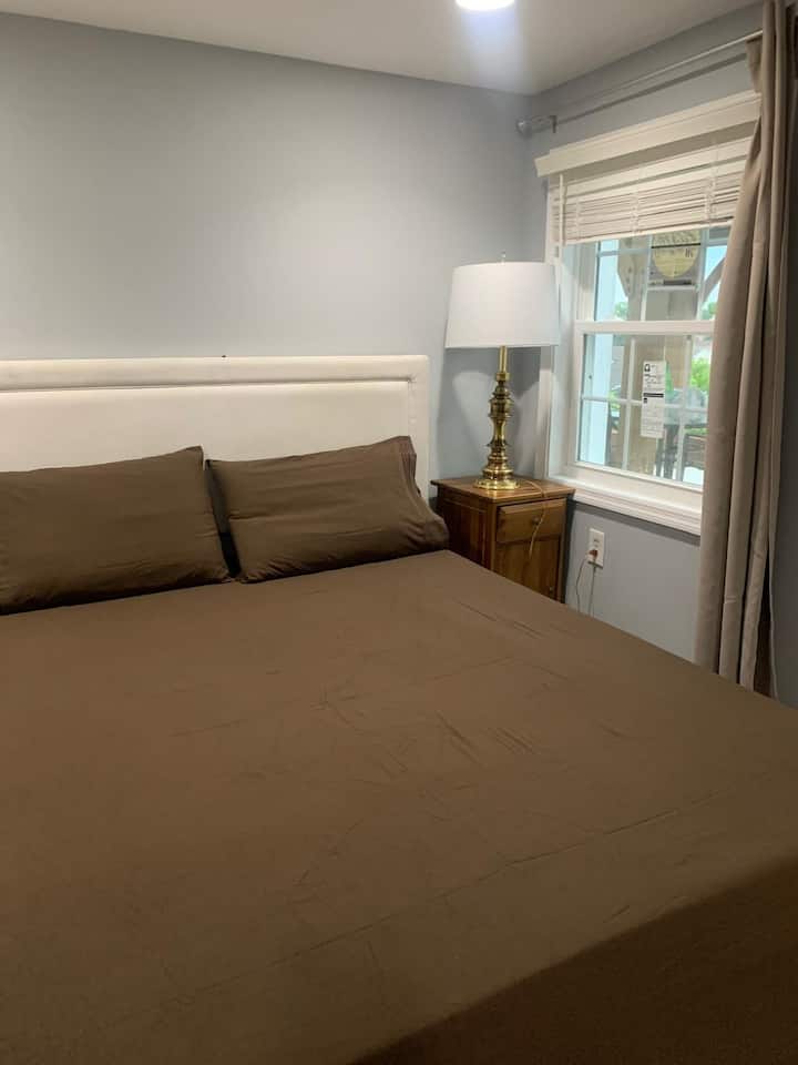 Abc  Independent  
Basement - Hagerstown, MD