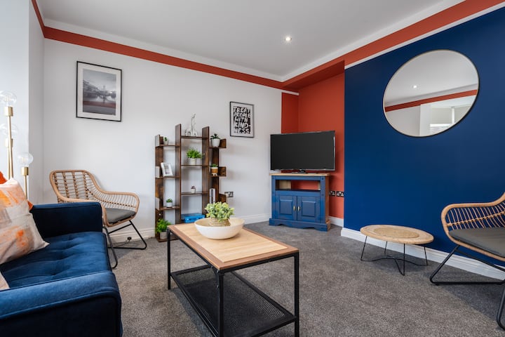 Shawe House - 10 Minute Mcr Airport +Free Parking - Cheadle