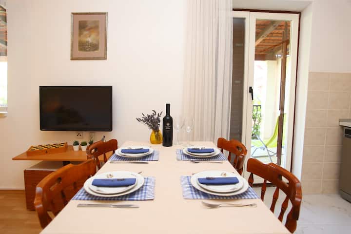Flat In Supetar - Supetar