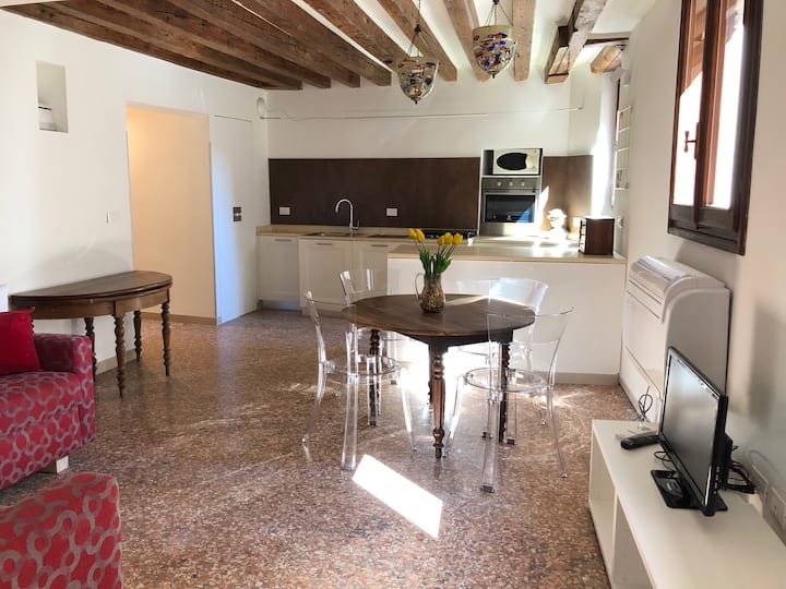 Casa Lara 3, Un Sogno A Venezia - Italy