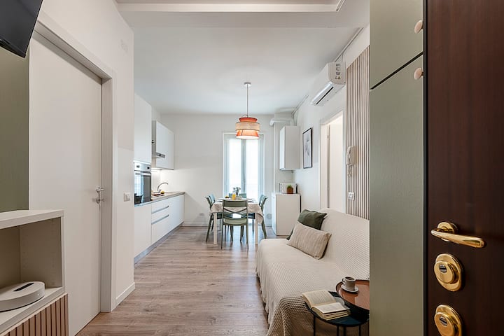 Stayeasy Sauli1, 2 Bedrooms 2 Baths Next To Metro - Milan