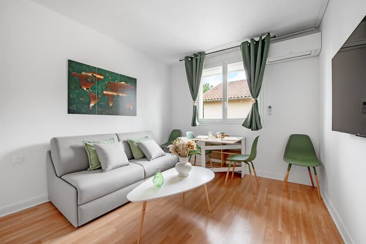 Le Charme Champêtre-clim-parking Gratuit Dans Rue - Cugnaux