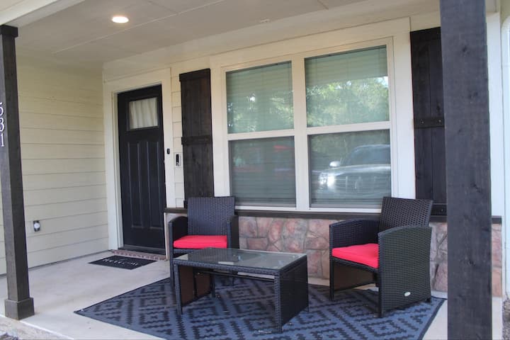 Retreat On Munson Street - Lake Texoma