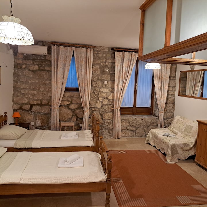 Appartement Mrcelina, Au Coeur De La Vieille Ville - Split