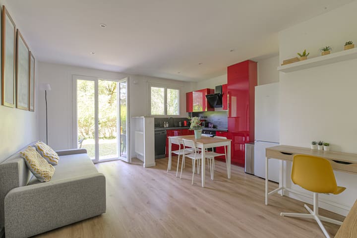 Joli Appartement à Caluire Avec Parking Et Jardin - Caluire-et-Cuire
