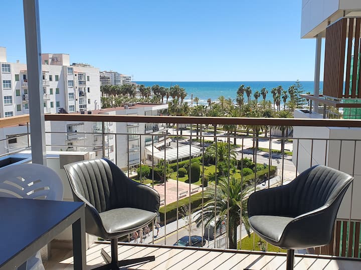 Salou. Centro,playa Vistas Al Mar/wifi/ - Salou