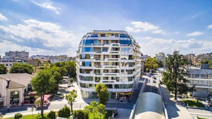*Hot* Main Square Brand New Luxury Apartment - Burgas