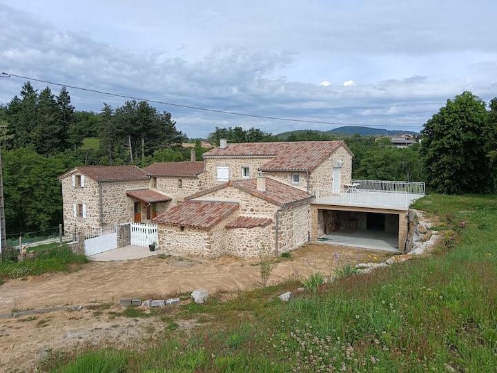 Proximité & Indépendance Pour 12 En Haute-ardèche - Tain-l'Hermitage