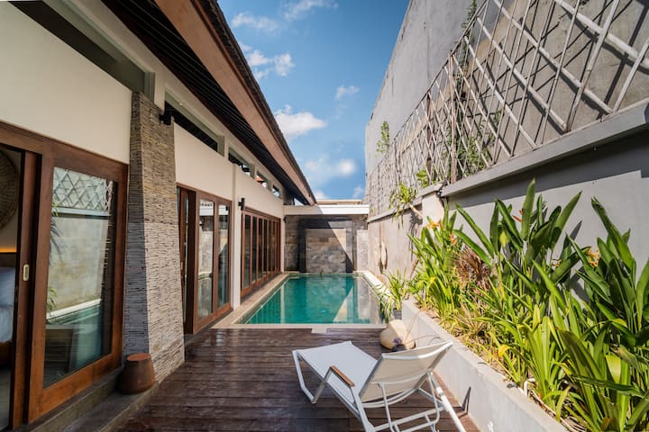 Ocean Breeze Villa -4br Villa In Canggu - Canggu