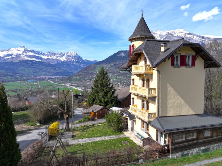 Au Pied Du Tramway Du Mont Blanc - Saint-Gervais-les-Bains