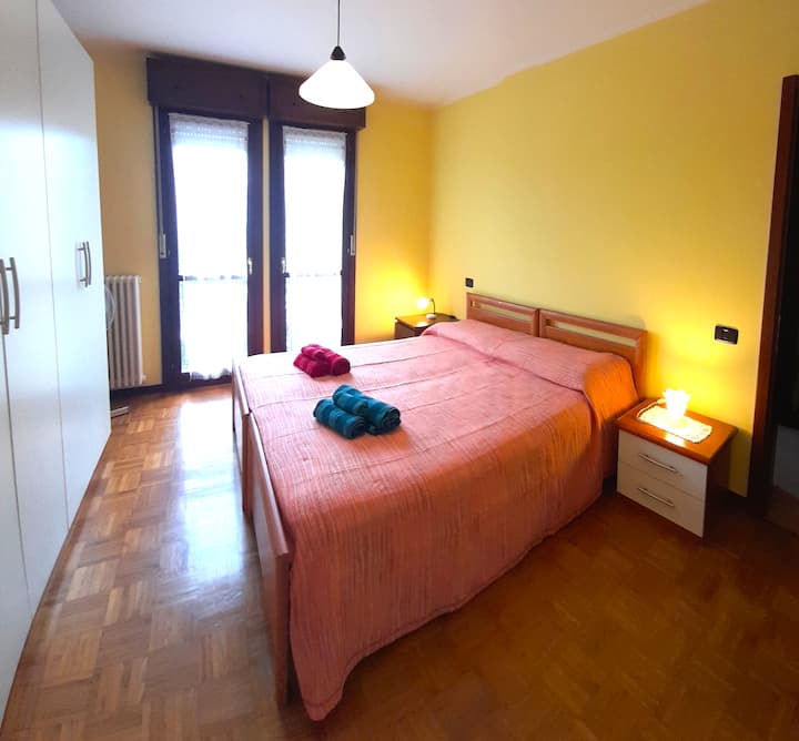Confortevole Appartamento A R.e. - Reggio Emilia
