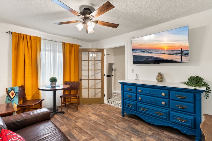 2 Plaza Del Norte - 1 Br/1 Ba - Santa Fe, NM