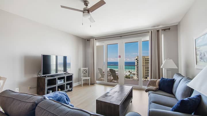 Laketown Wharf 808 Amazing Family Getaway - Panama City Beach, FL