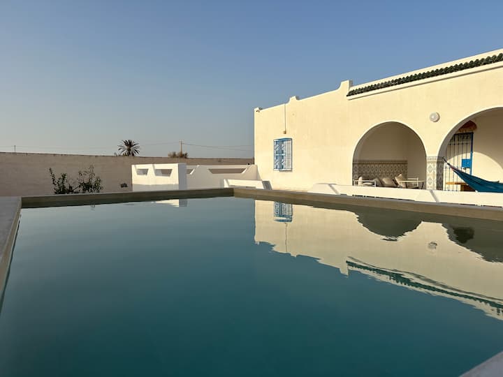 Maison Au Calme Sans Vis-à-vis Entourée D’oliviers - Djerba