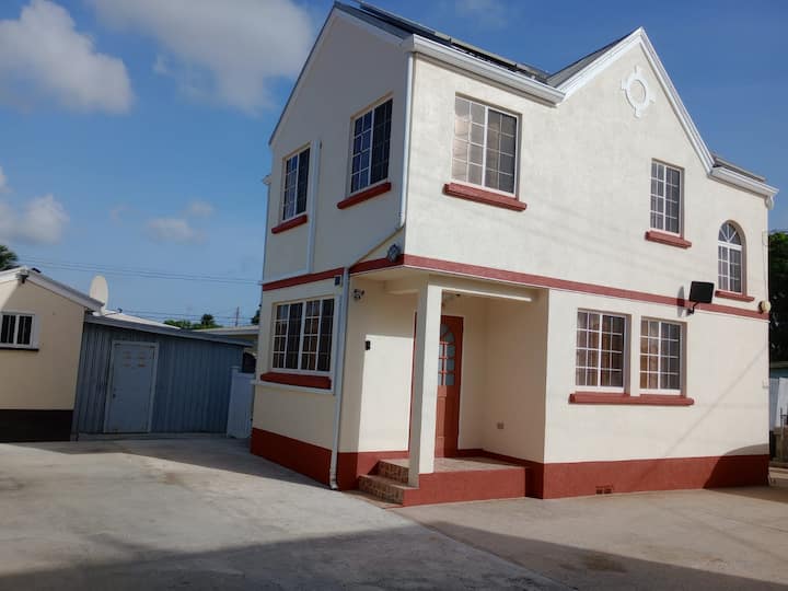Unwind In Style At Our Island Oasis! Breezyvilla - Bridgetown, Barbados