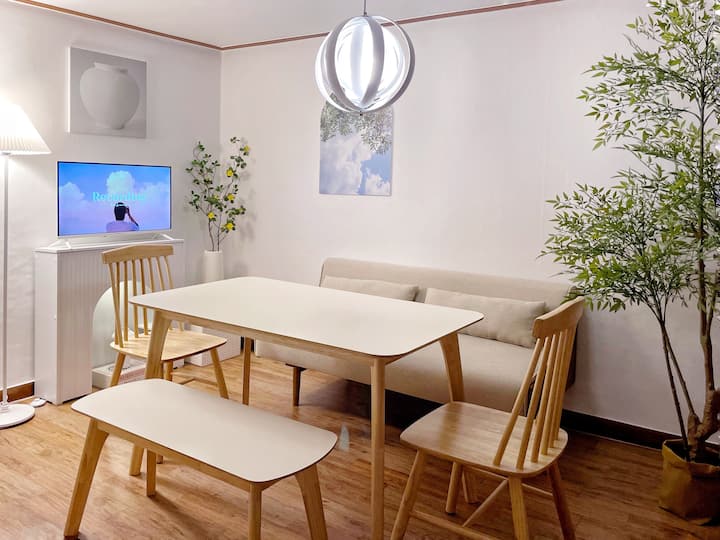 Open[머물다서울]강남중심부/3룸3퀸베드/강남역/논현 신논현역/신사역/가로수길/교통편리 - Seoul