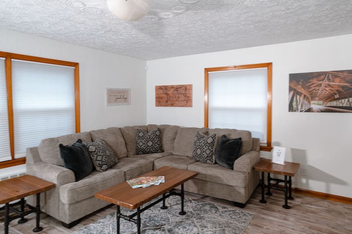 Walk To Coffee, Wine & Brews. Close To Gotl/spire - Geneva, OH