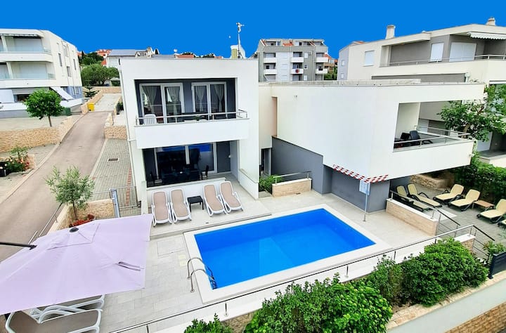 Villa Lumada Pool Apartments - Novalja