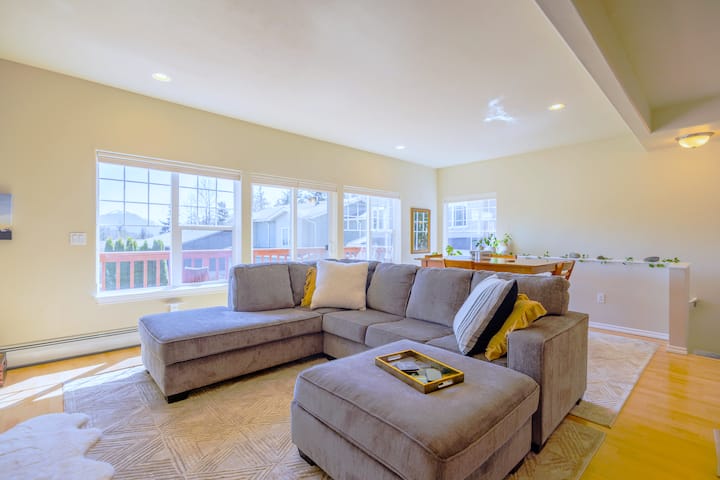 Wired Uas 3 Bedroom W/ King + Spa Bath By Trails - Juneau, AK