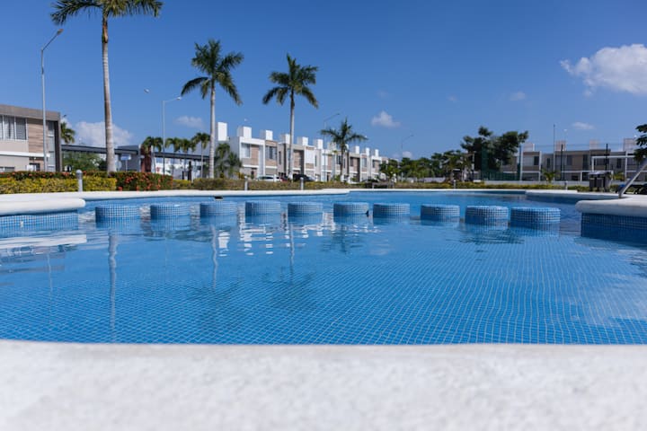 Casa Completa, Alberca Y Excelente Ubicación - Playa del Carmen