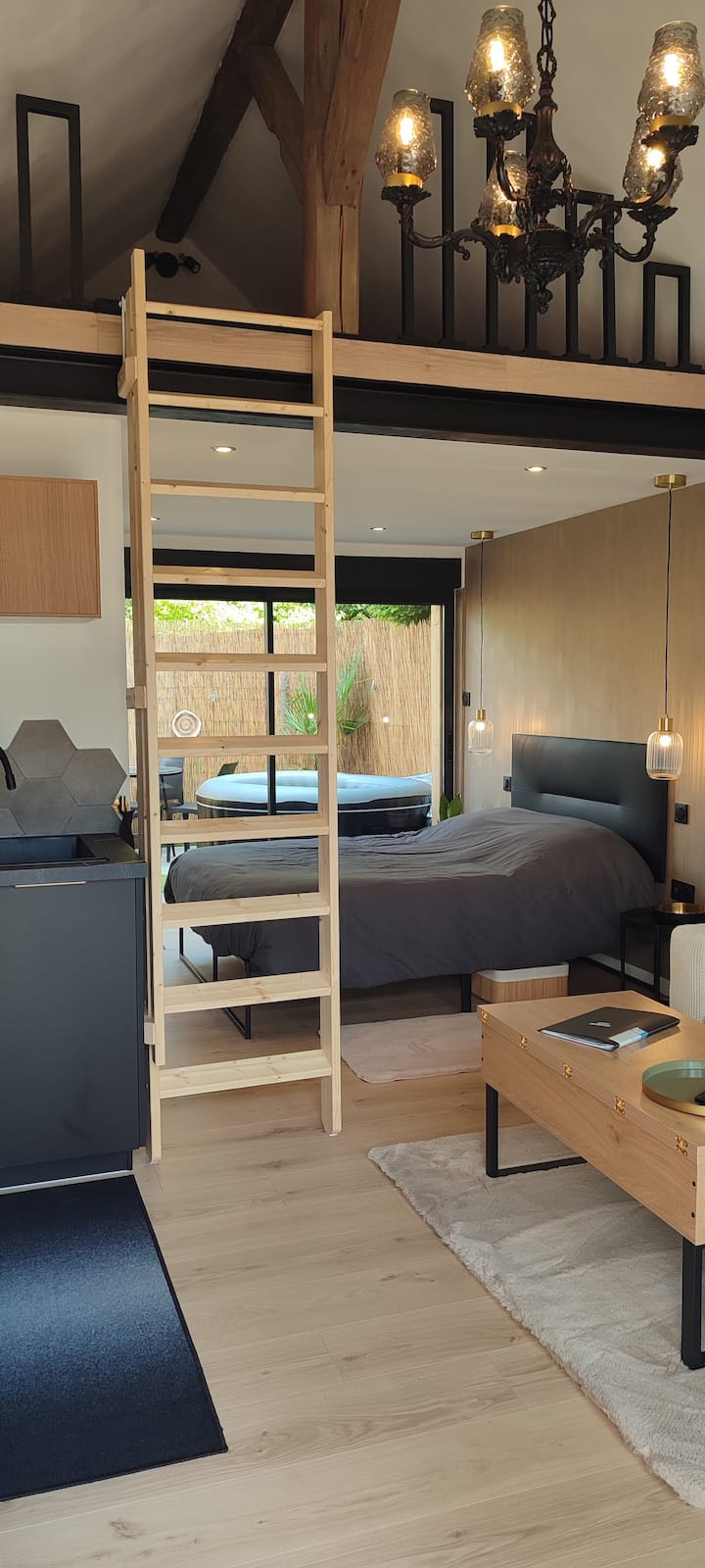Jolie Studio Cocooning Avec Son Jardin D'hiver - Freyming-Merlebach