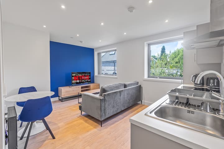 New Apartment Hotel Complex | 1 Bed 1 Bath - Solihull