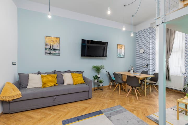 Parkway Stylishly Furnished Dt Studio W A/c - Budapest