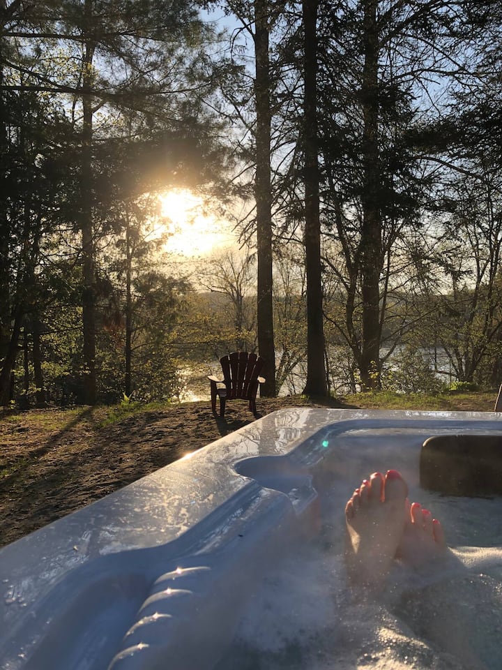 Le Chickadee | Cozy Fall, Hot Tub, Firepit, River - Mont-Tremblant