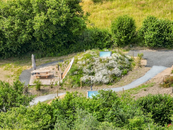 Le Nid Merisier 
Des Chaumières De Brameix - Neuvic