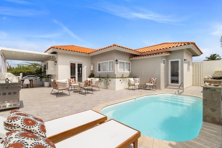 3br Luxe Retreat With Private Pool By Bocobay - 아루바