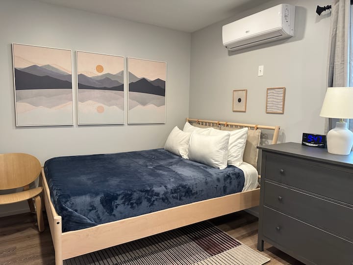 Atwater 1+1 W/ Laundry + 3 Beds - Los Angeles, CA