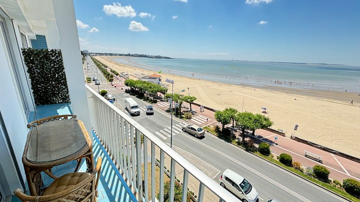 Royan - Sur La Plage - Appart - T4 De 80m² - Royan