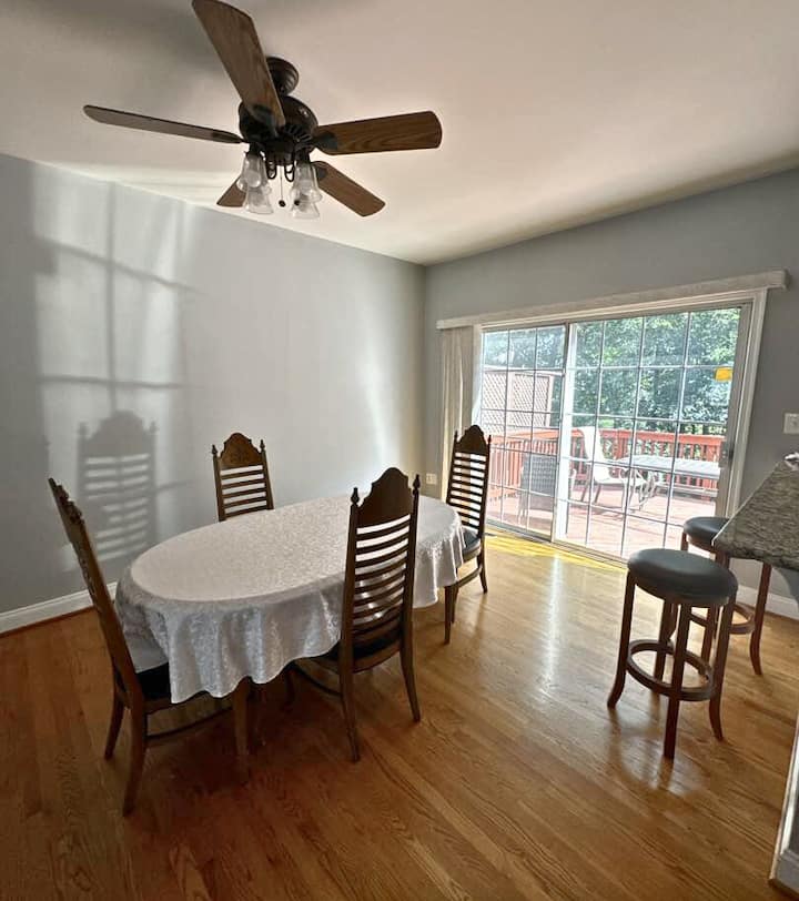 New Private Room Queen Bed, Shared Bath, Wifi W&d - Ashburn, VA