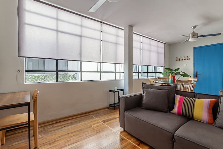 Charming Vintage 1br | Sofa Bed + Washer/dryer - Mexico City
