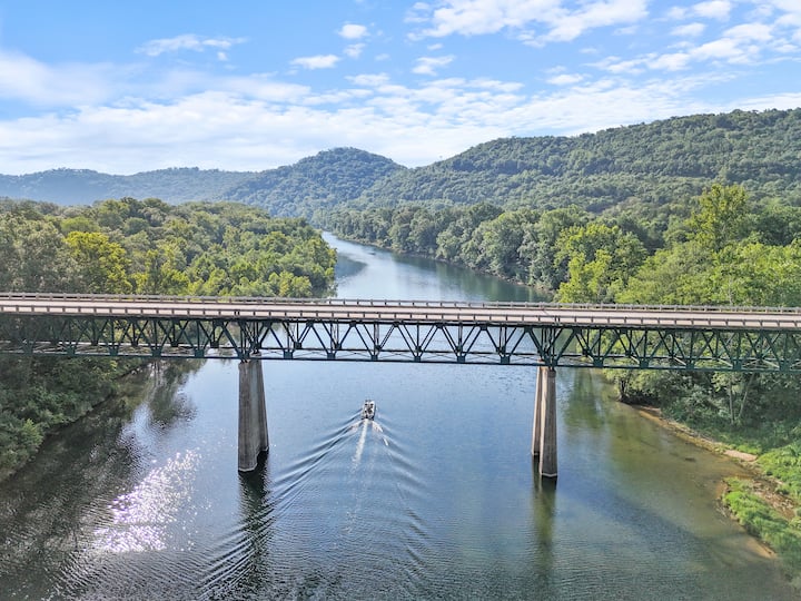 Cabin #2 At Riverview Resort - Beaver Lake, AR