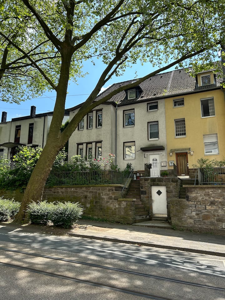 3,5 Zimmer 90 Qm Wohnung Incl.einbauküche - Bochum