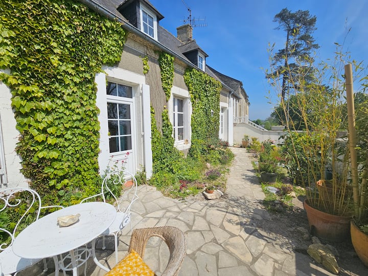 Gîte Ithaque : Votre Pause Normande, Authentique - Circuit des Plages du Débarquement