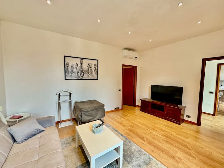 Como Lake 2bd Near The Station - Como