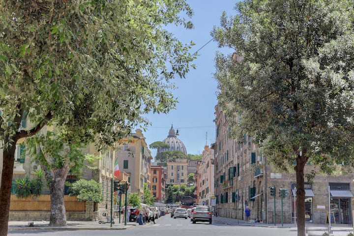 Vatican Apt Doria 64 - Home And More - Vatican