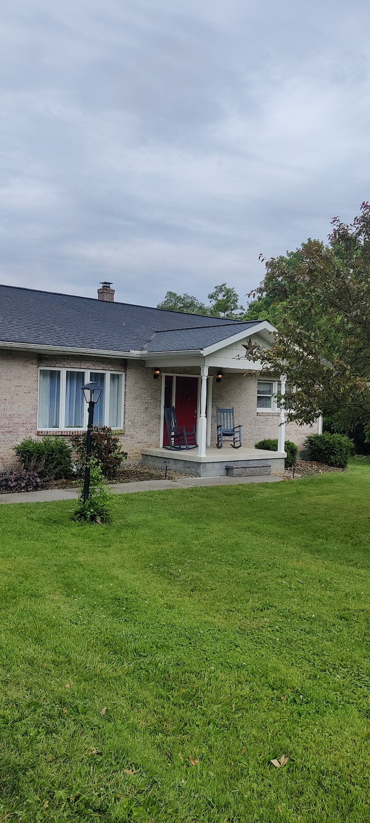 Bedford Brookside Cottage - Shawnee State Park, Schellsburg