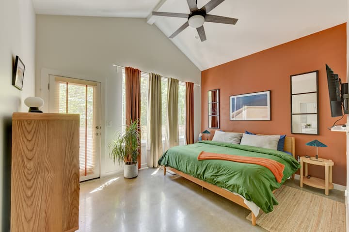 Atx Retreat – Yard, Pool & Patio - Shady Hollow Drive – Austin