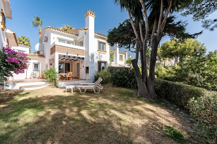 Casa Con Jardín Privado "Holidays2rent" - Costa del Sol