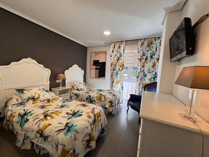 Apartamento Frente A La Glorieta Del Dr. Fleming - Santander