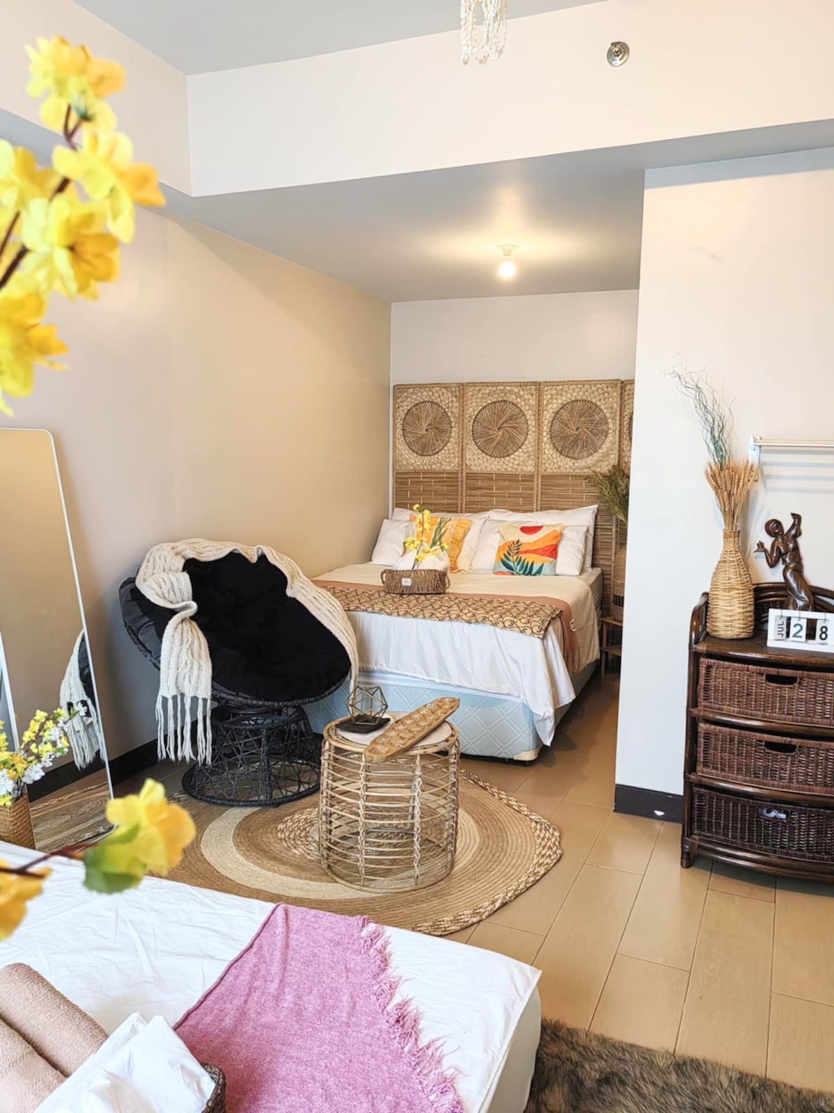 Cubao Manhattan Heights Tower B U34B 1BR w/Balcony - Apartments for ...