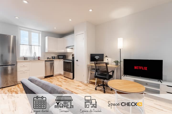 Le Fantaisiste | Bureau & Wi-fi | À 5 Min Du Métro - Montreal