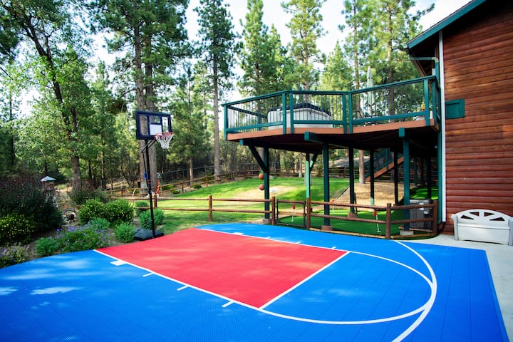 5 Bedroom, 10 Beds - Game Room, Basketball & Golf - Big Bear, CA